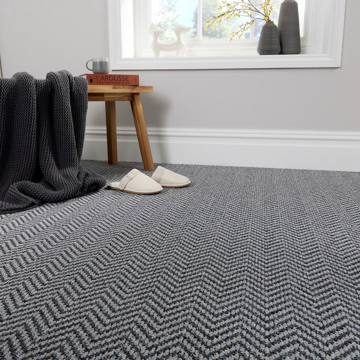 patterned carpet grey